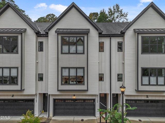 811 Maple Berry Ln Unit 102, Raleigh, NC 27607