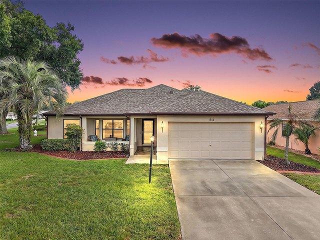 811 Miranda Way, Lady Lake, FL 32159