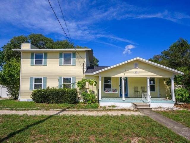 811 N Disston Ave, Tavares, FL 32778