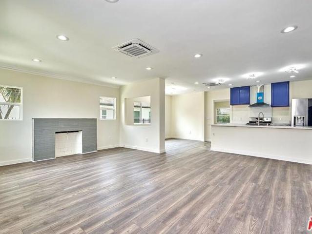 811 N Kenmore Ave, Los Angeles, CA 90029