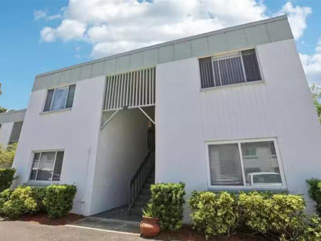 811 N KEENE RD # V7, CLEARWATER, FL 33755 Condo/Townhome For S.