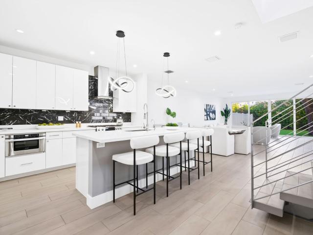 811 NE 17th Way, Fort Lauderdale, US, FL