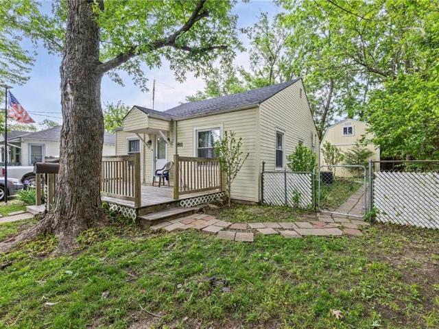 811 S Hickory St, Ottawa, KS 66067 | MLS #2614