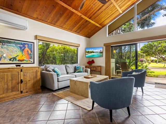 811 S Kihei Rd Apt 2F, Kihei, HI 96753