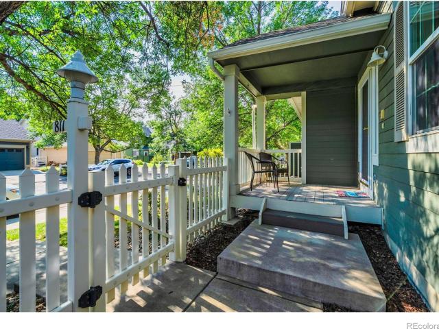 811 Snowberry Street