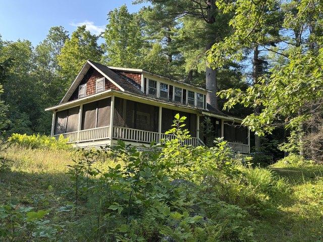 811 Sabattus Rd, Lovell, ME 04051