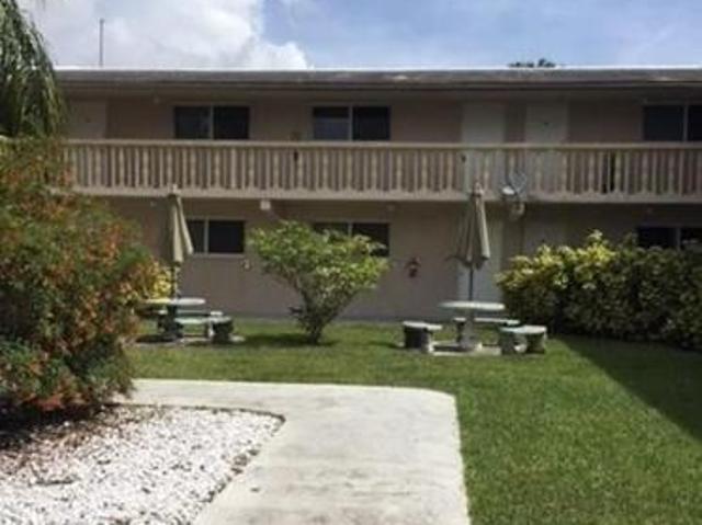 811 SE 16th St #210, Fort Lauderdale, FL 33316