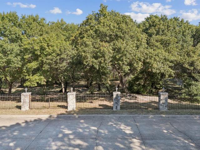 811 Shady Brook Ln, Fairview, TX 75069 | MLS #21079 | Compass