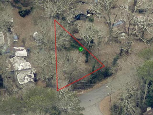 811 Sheppard Rd, Stone Mountain, GA 30083 | MLS #7710