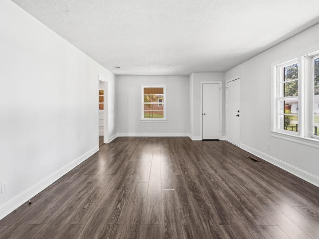 811 Sunset Avenue