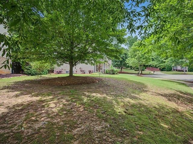 811 Ravenstone Way