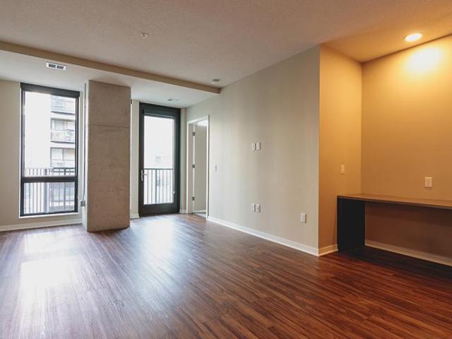 811 Washington Avenue S # 915