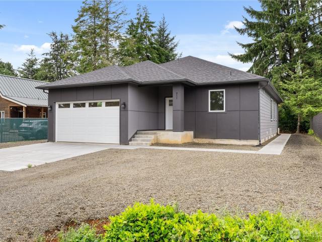 811 Vagabond Avenue