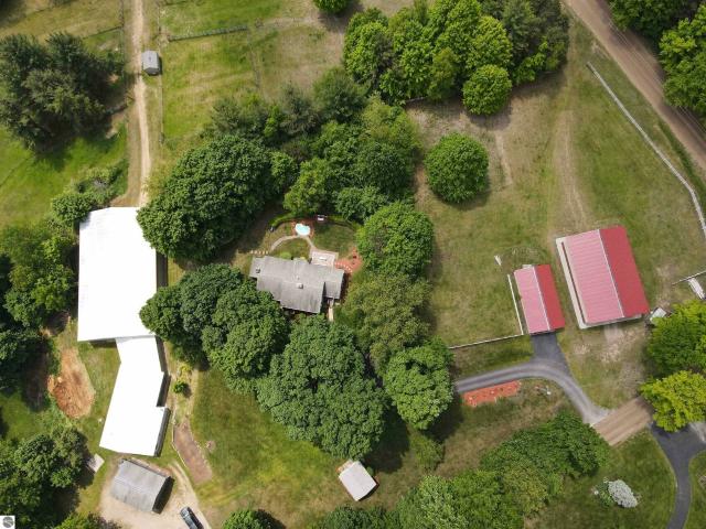 8124 Crisp Road, Williamsburg, US, MI