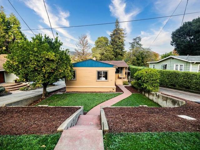 8124 Greenly Dr, Oakland, CA 94605