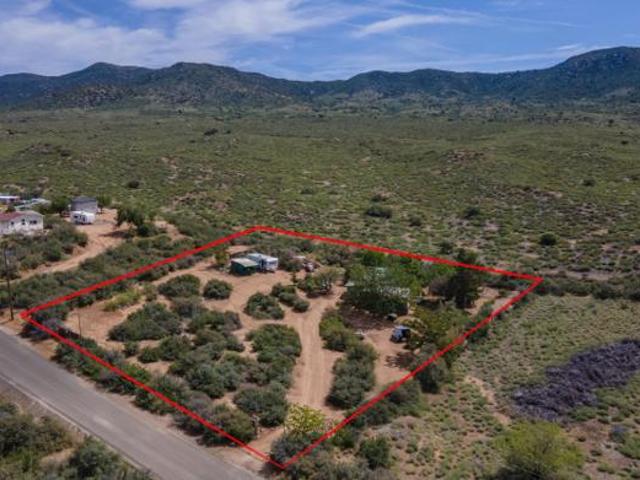 8125 S Mayo Dr, Wilhoit, AZ 86332