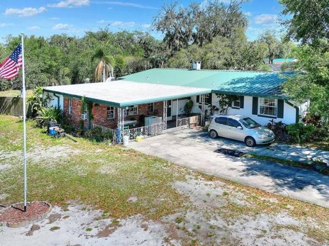 8125 Simpson Ln, Lakeland, FL 33809