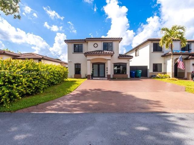 8126 NW 199th Ter, Hialeah, FL 33015