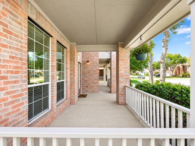 8126 buffalo springs court