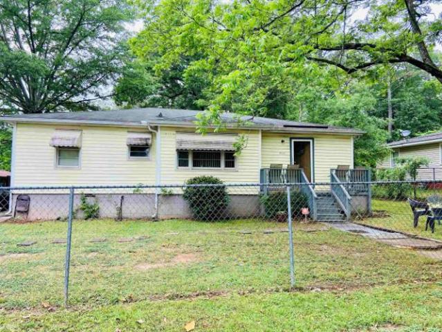 8126 Puckett St, Covington, GA 30014