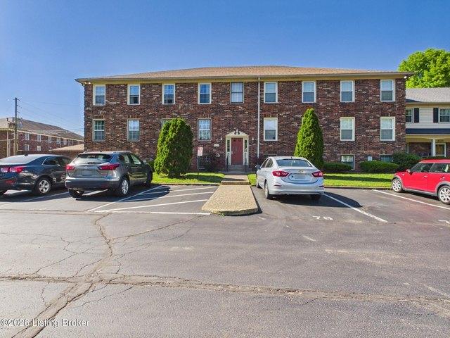 8127 Lake Ave Apt A8, Louisville, KY 40222