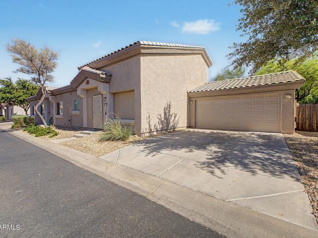 8127 w zoe ella way