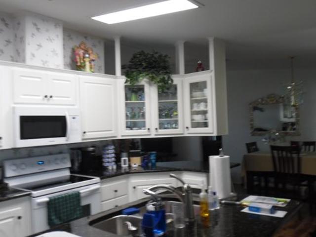 8128 Monitor Dr, New Port Richey, FL 34653