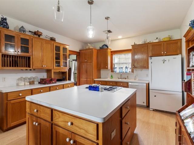 8128 and 8134 Edge School House Rd, Hearne, TX 77859