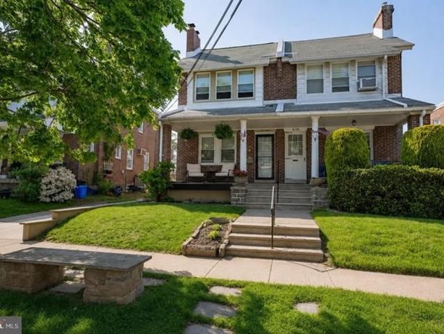 8128 Hennig St, Philadelphia, PA 19111