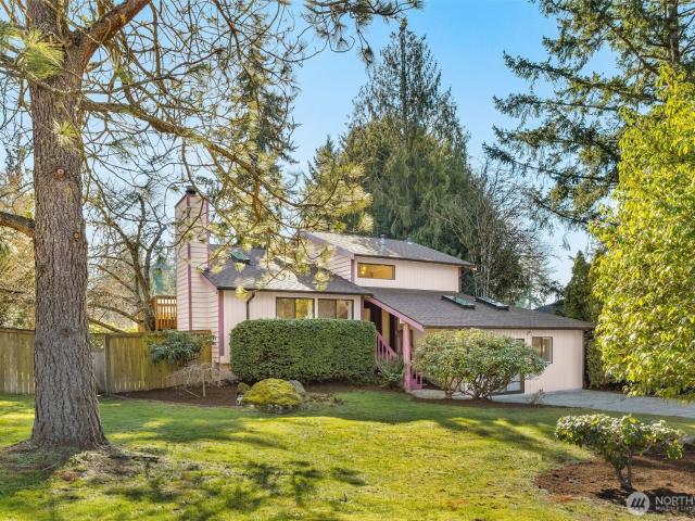 8129 NE 131st St, Kirkland, WA 98034 | MLS #2522 | Compass