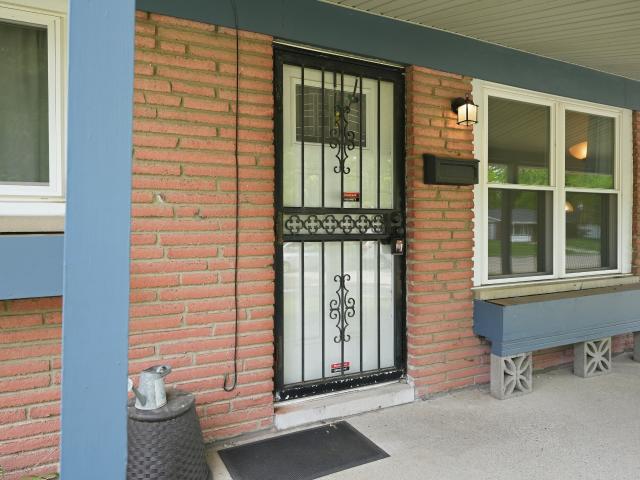8129 E 36th Place