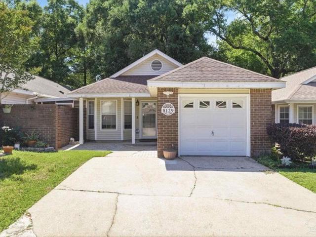 8129 Treetop Ln, Pensacola, FL 32514