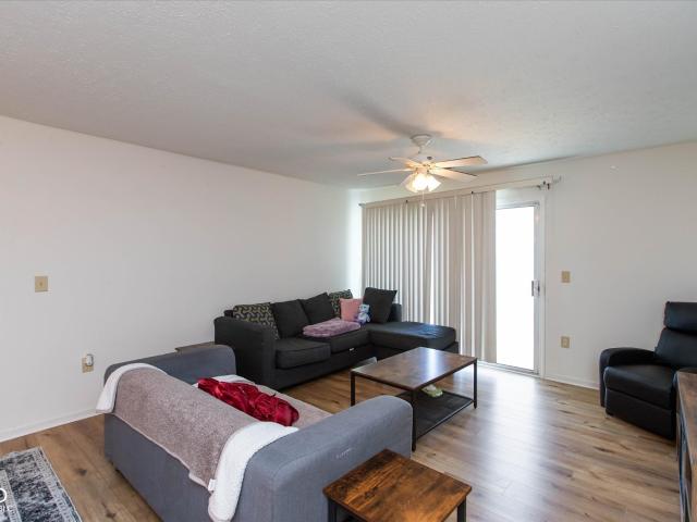8120 Glenwillow Lane # 103