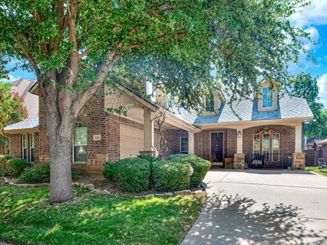 8120 Holliday Rd, Lantana, TX 76226