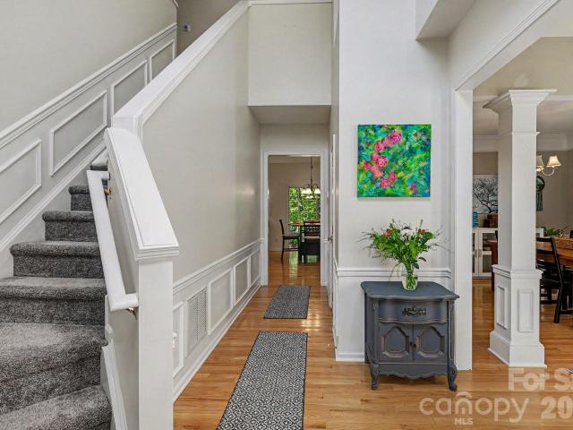 8120 Pelorus Lane