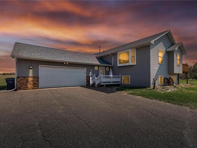 8120 st, Stacy, MN 55079