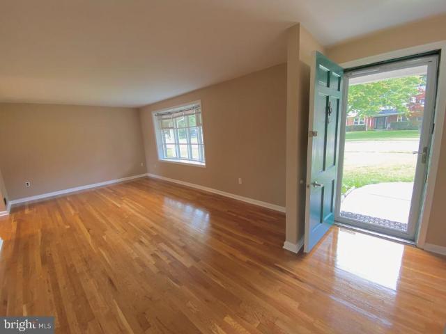 8121 Edmonton Court