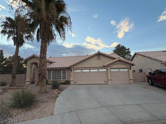 8121 Handle Bar Ln, Las Vegas, NV 89123