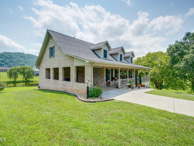 8121 Highway 11w