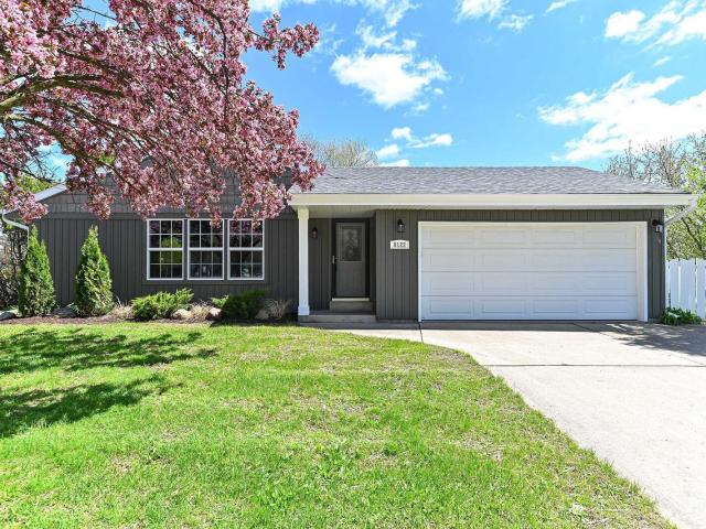 8122 S Wake Forest Dr, Oak Creek, WI 53154 | MLS #1960 | Compass