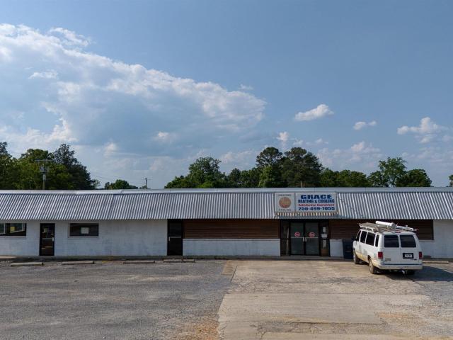 8123 N Hwy 9 N