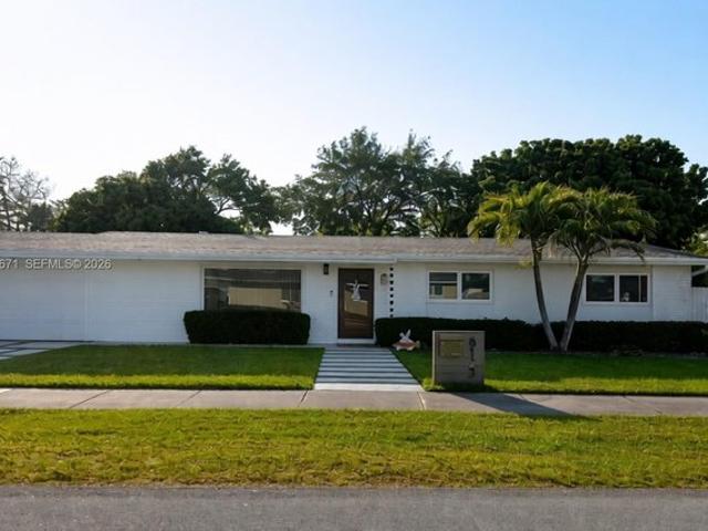 8123 SW 95th Ct, Miami, FL 33173