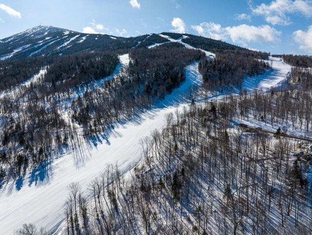 8123 Sawtooth Rd, Carrabassett Valley, ME 04947