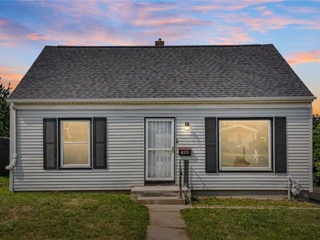 812 16th Ave SW, Cedar Rapids, IA 52404