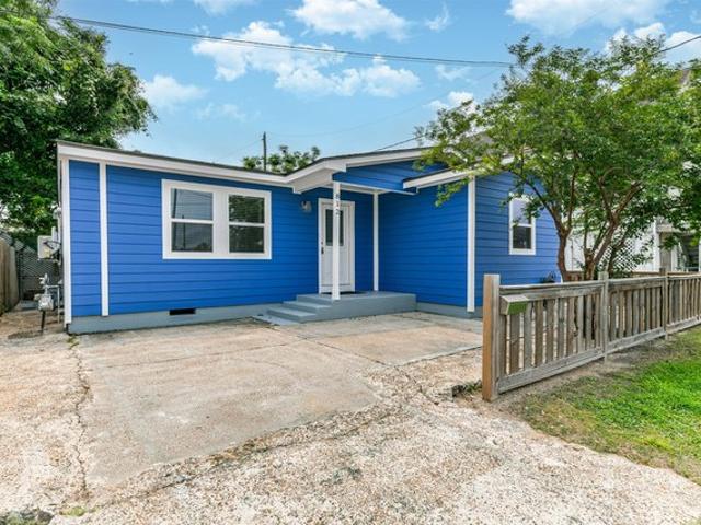 812 38th St, Galveston, TX 77550