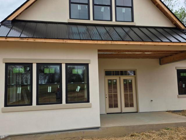 812 Country Club Court