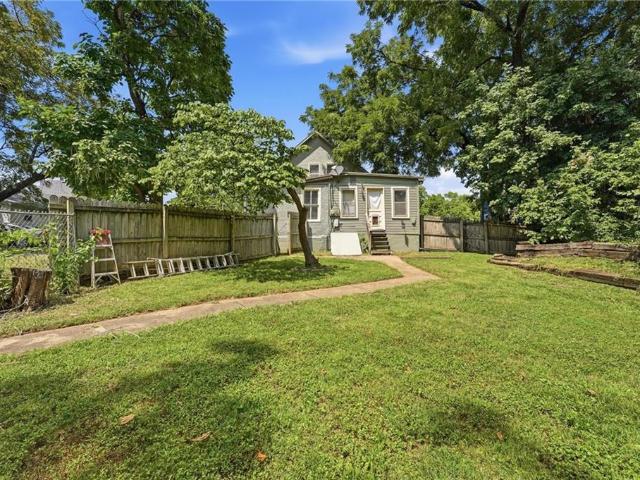 812 Cedar Street