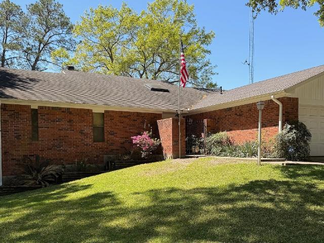 812 Broadmoor Dr, Huntsville, TX 77340 | Compass