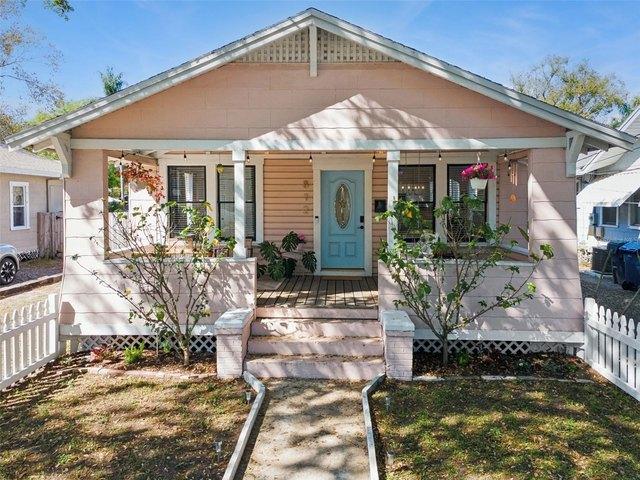 812 E Paris St, Tampa, FL 33604
