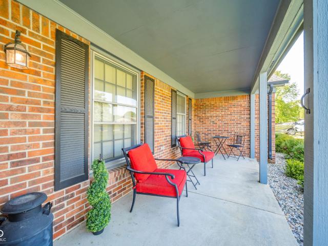 812 Eastgate Drive